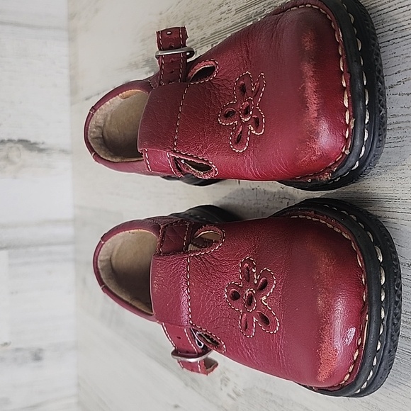 Born | Shoes | Born Red Leather Mary Janes Buckle Closure Floral Cutout ...